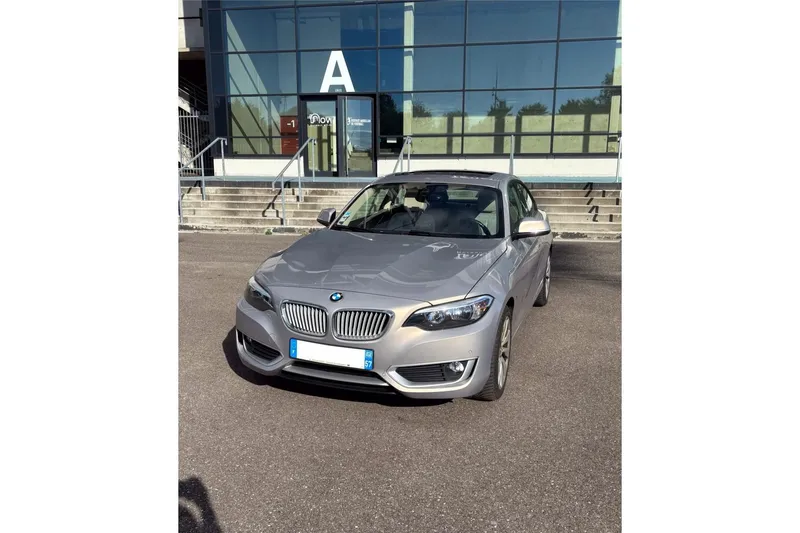 BMW SERIE 2 220d Coupé - BVA COUPE F22 F87 Sport - L'argus Occasion