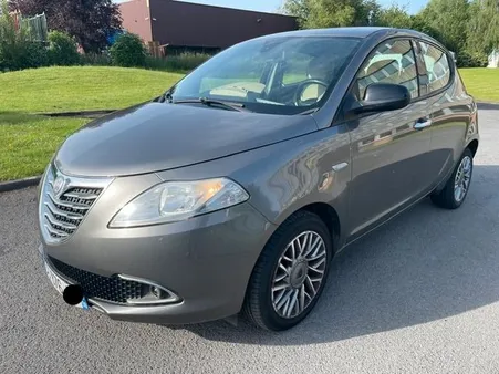LANCIA Ypsilon d'occasion à Neuville-en-Ferrain : 1 annonce disponible ...
