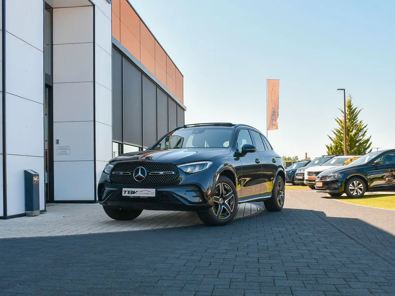 Mercedes GLC 300e 313 CV 4MATIC TYPE AMG LINE TOIT OUVRANT BURMESTER ...